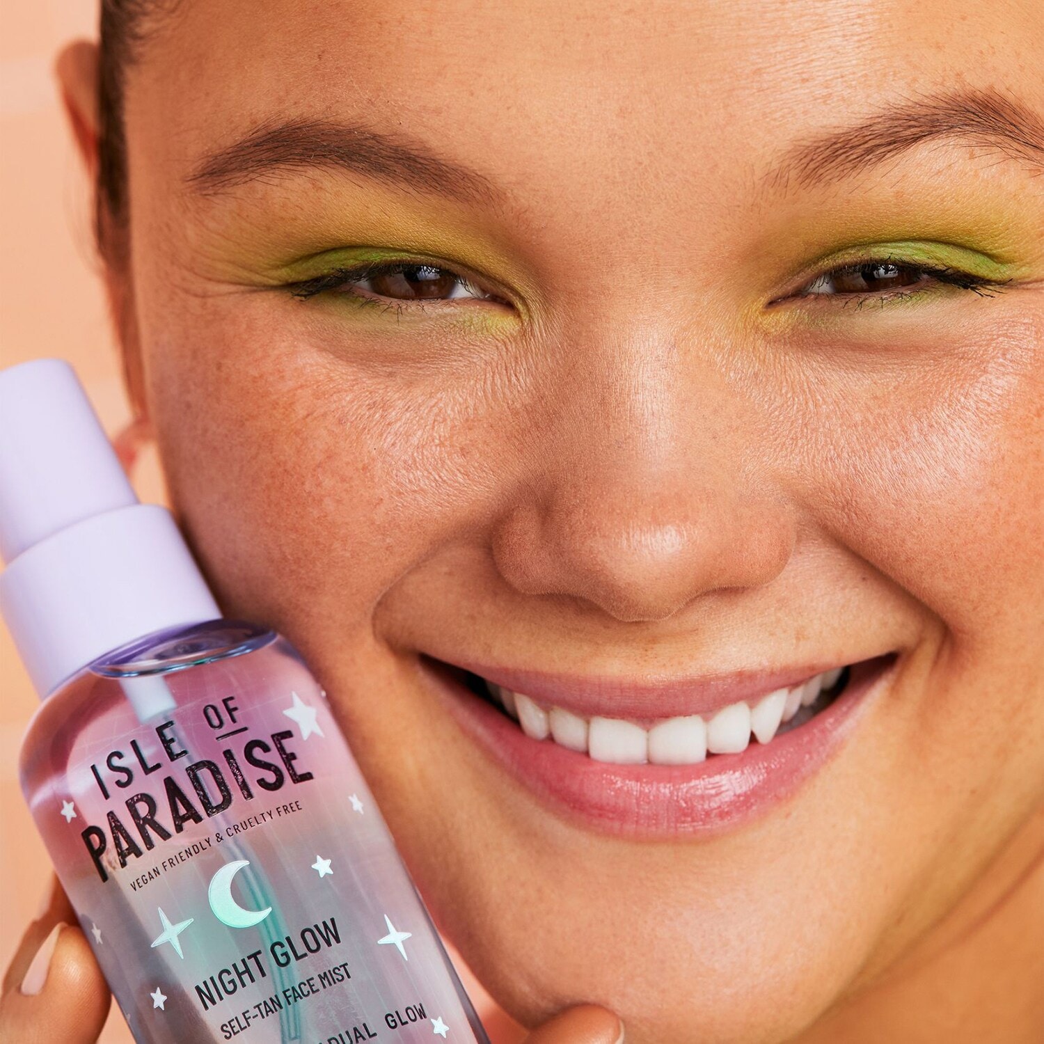 Night Glow Self Tan Face Mist - Spray autobronzant pentru fata Isle of ...